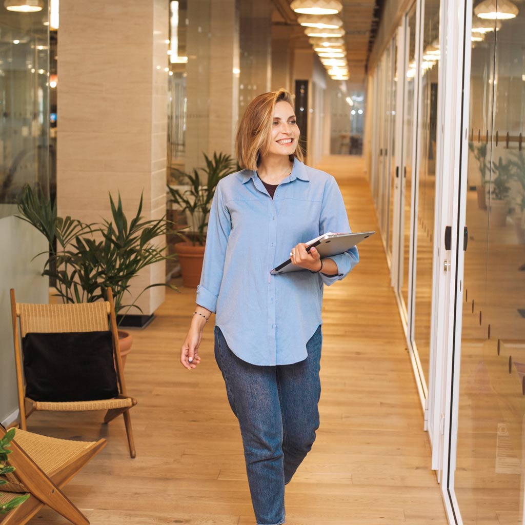 Index - QuickStart Bootstrap Template